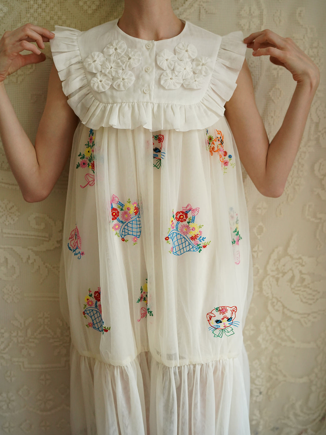 Unlogical Poem Illustration Embroidered Mesh Skirt